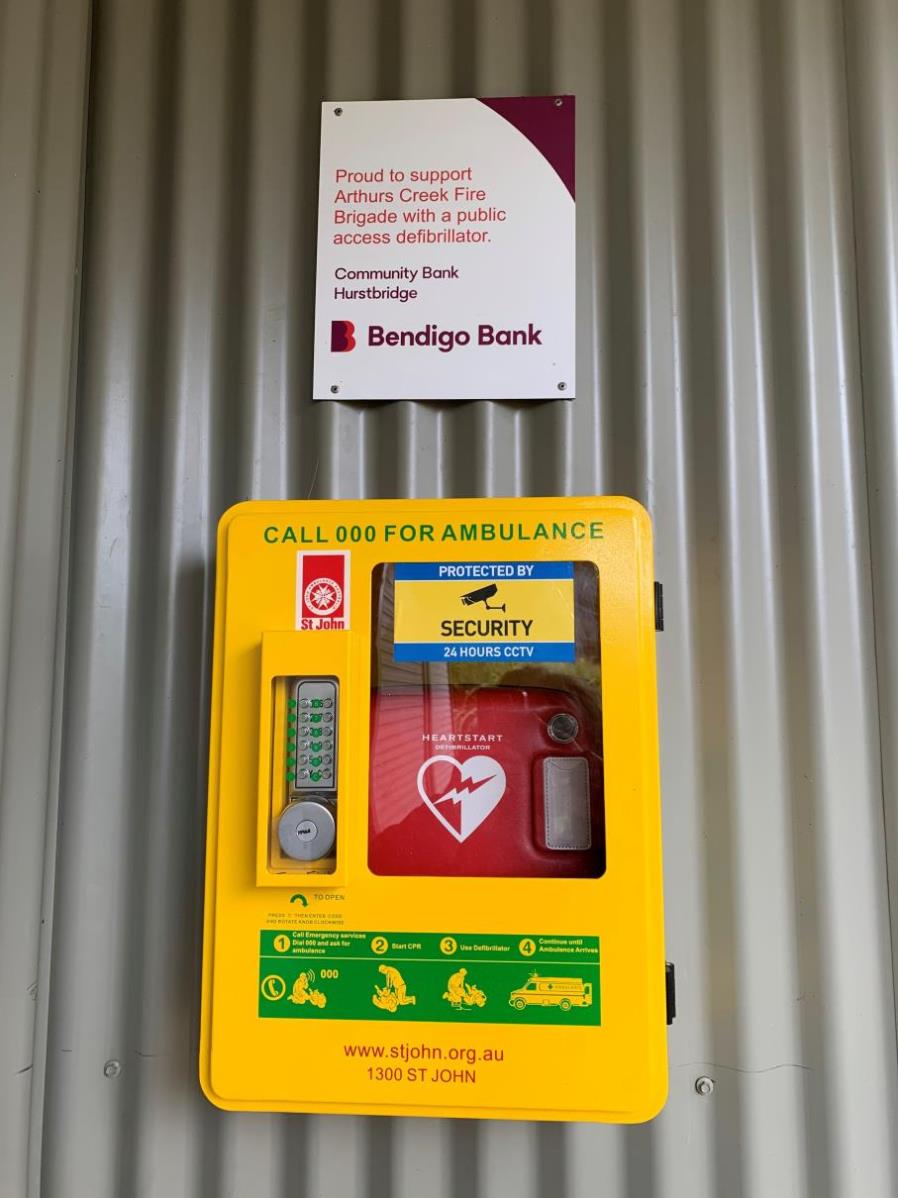 Donations and grants deliver community defibs | CFA News & Media