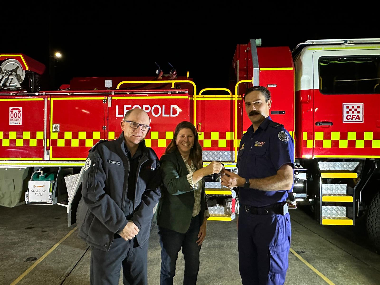 Leopold brigade members get the keys to their new tanker | CFA News & Media