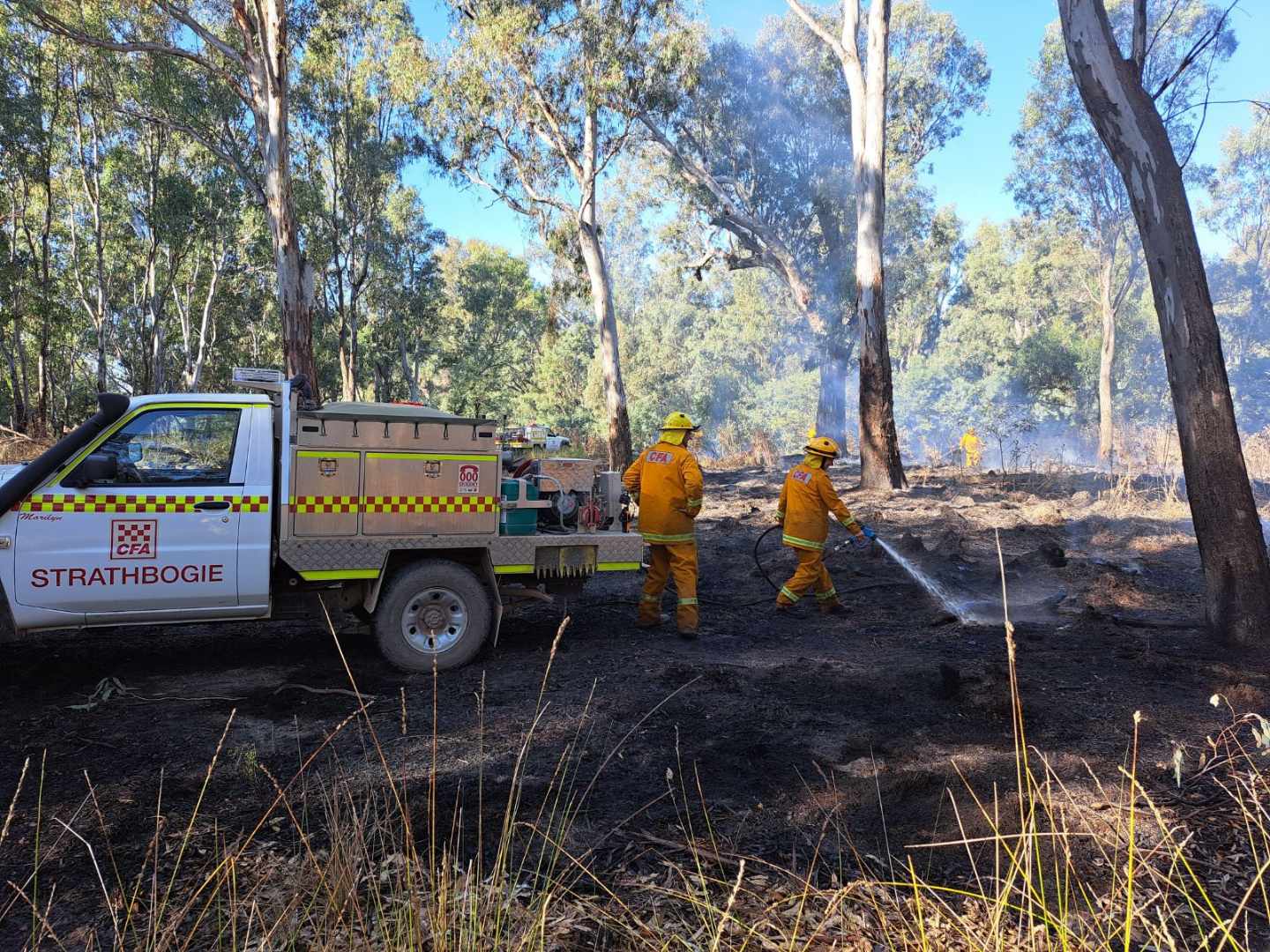 Large grass and scrub fire in Mooroopna North | CFA News & Media