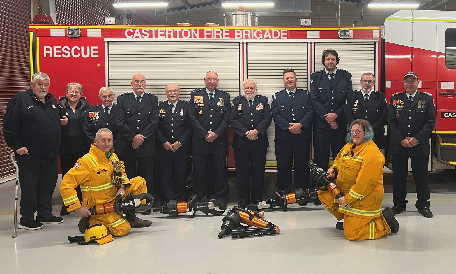 Casterton fireys receive new road rescue tools | CFA News & Media